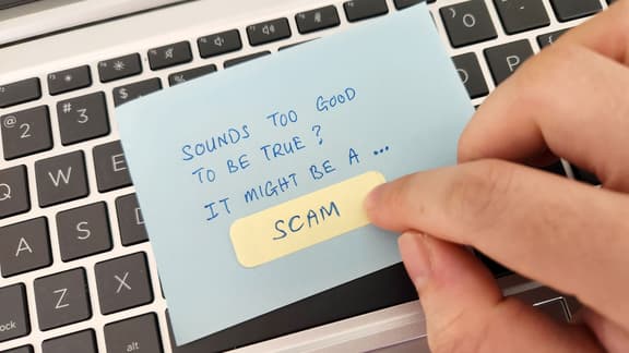How To Stop Amazon Gift Card Email Scams | Mozo Blog